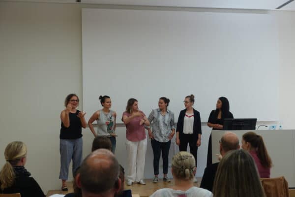 Deaf Gain: Erhöhung der Einsätze für die menschliche Vielfalt - ÖGLB